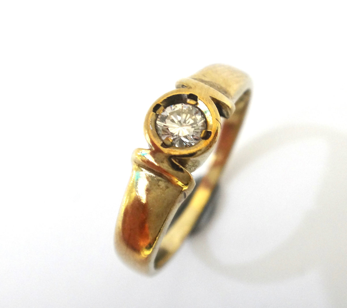 18K Gold Collet Set Solitaire Diamond Ring – SJs City Cash